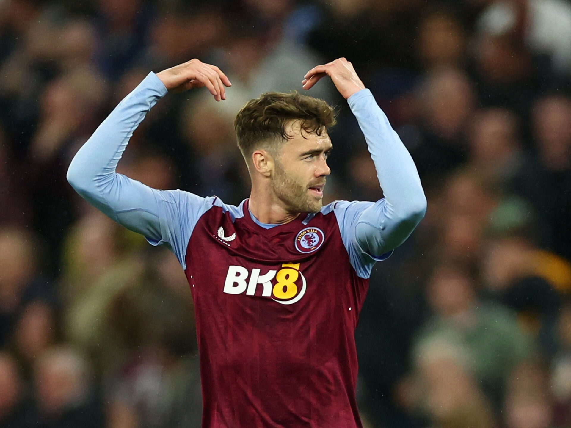 Aston Villa siger farvel til Calum Chambers