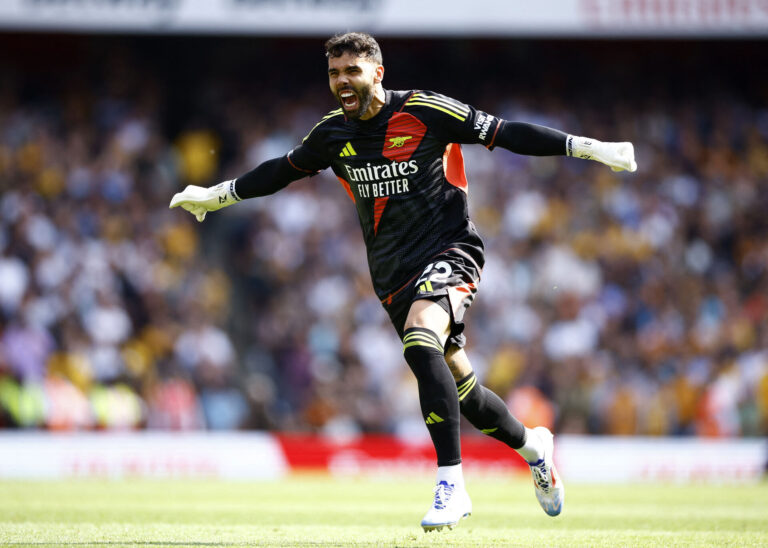 Arsenal slår City: Raya tipper det til Gunners' fordel