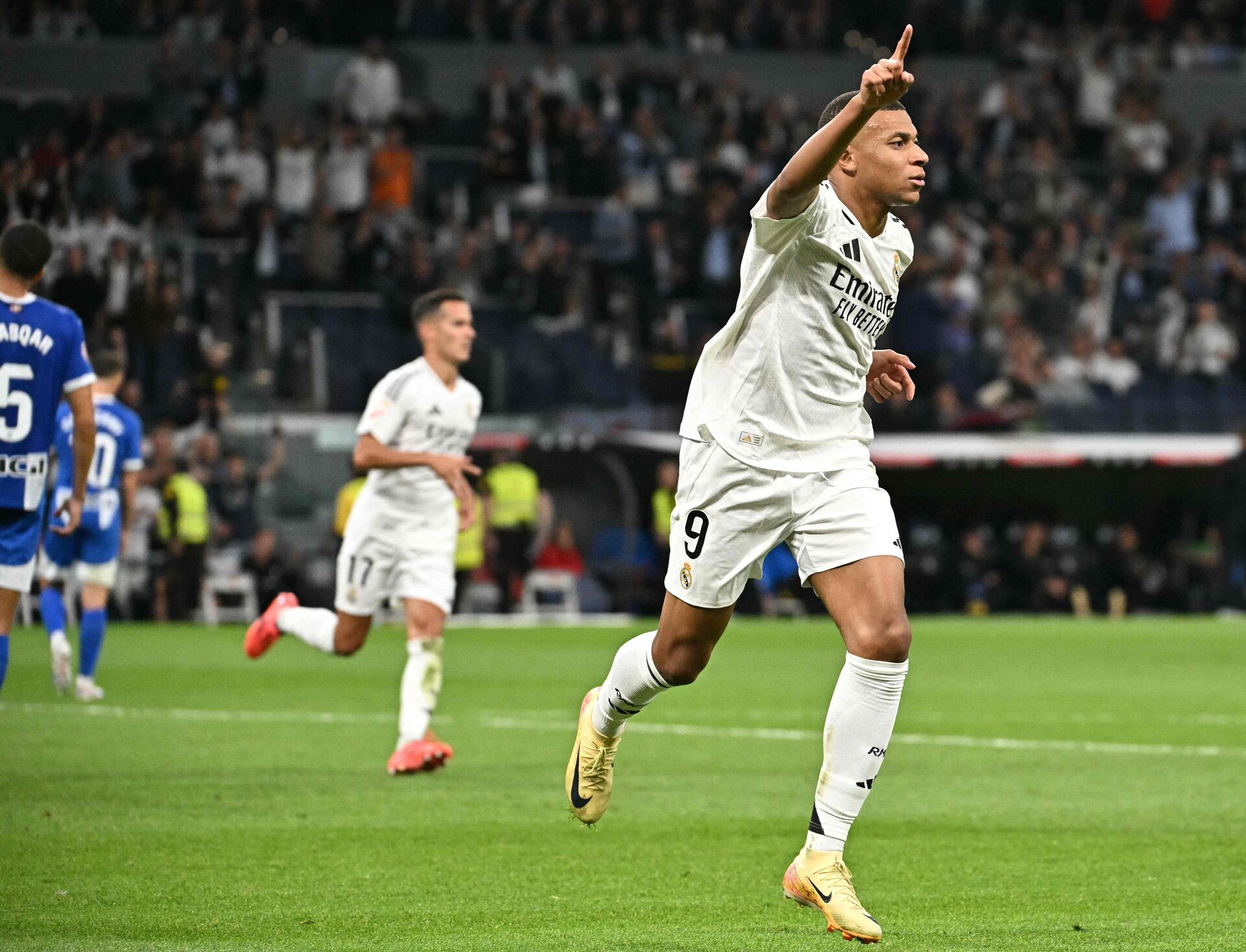 Real Madrid bekræfter: Kylian Mbappé ramt af lårskade
