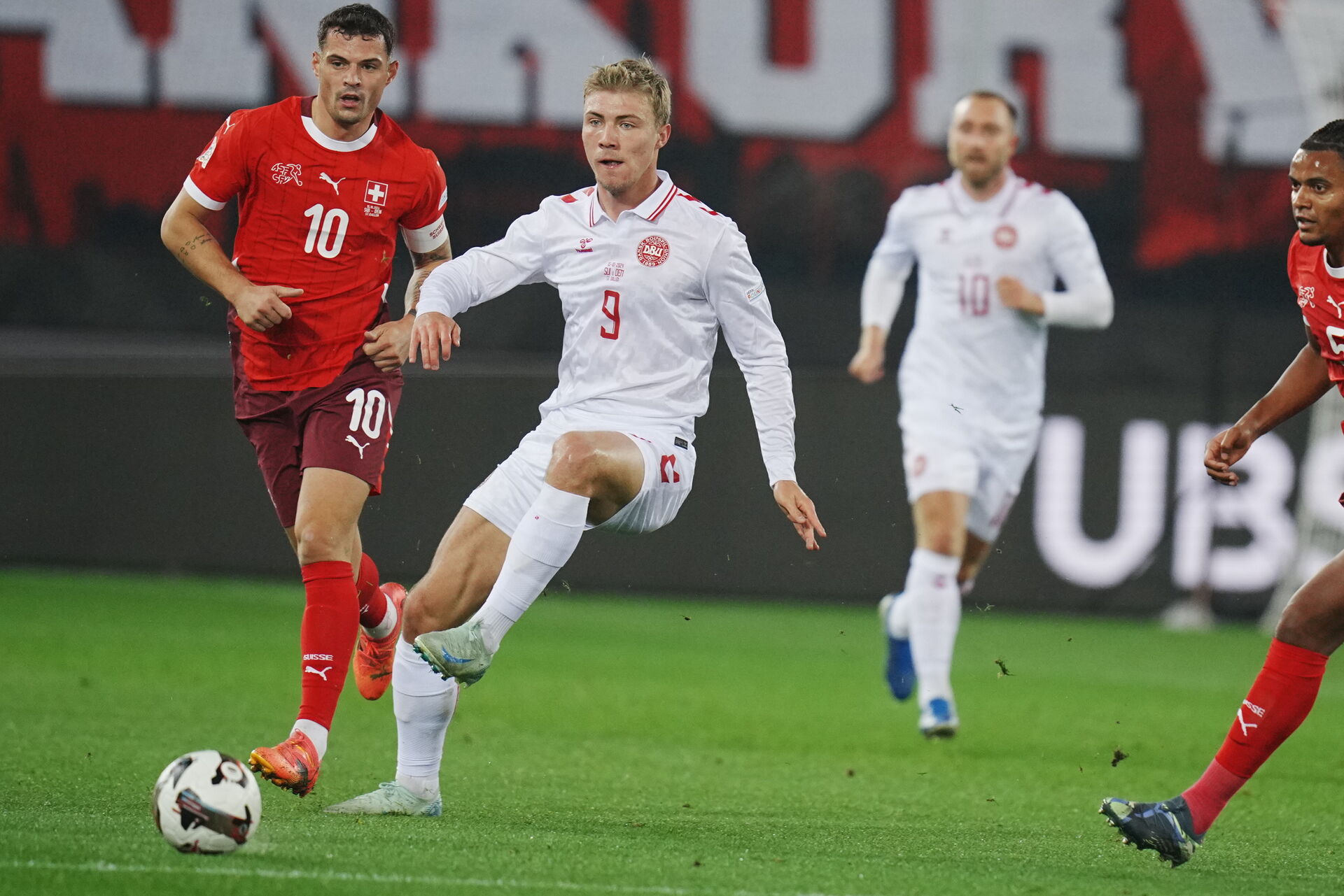 Danmark spiller 2-2 ude mod Schweiz i Nations League