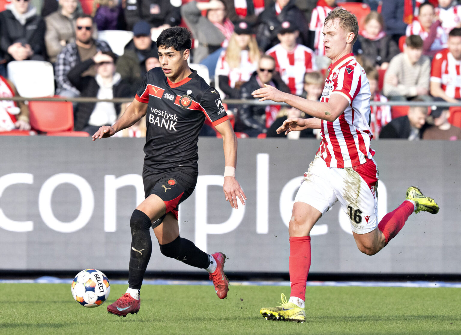 Se listen: AaB er ligaens yngste - AGF er de ældste