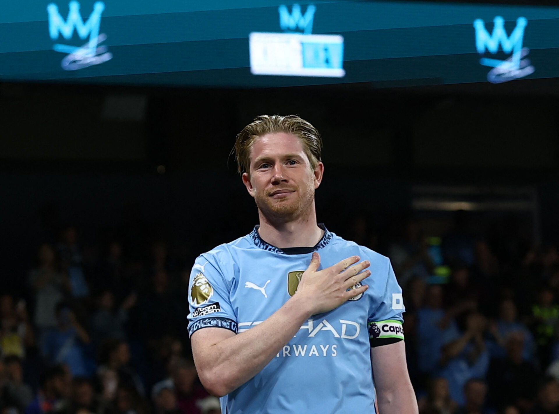 Manchester City rejser statue af Kevin De Bruyne