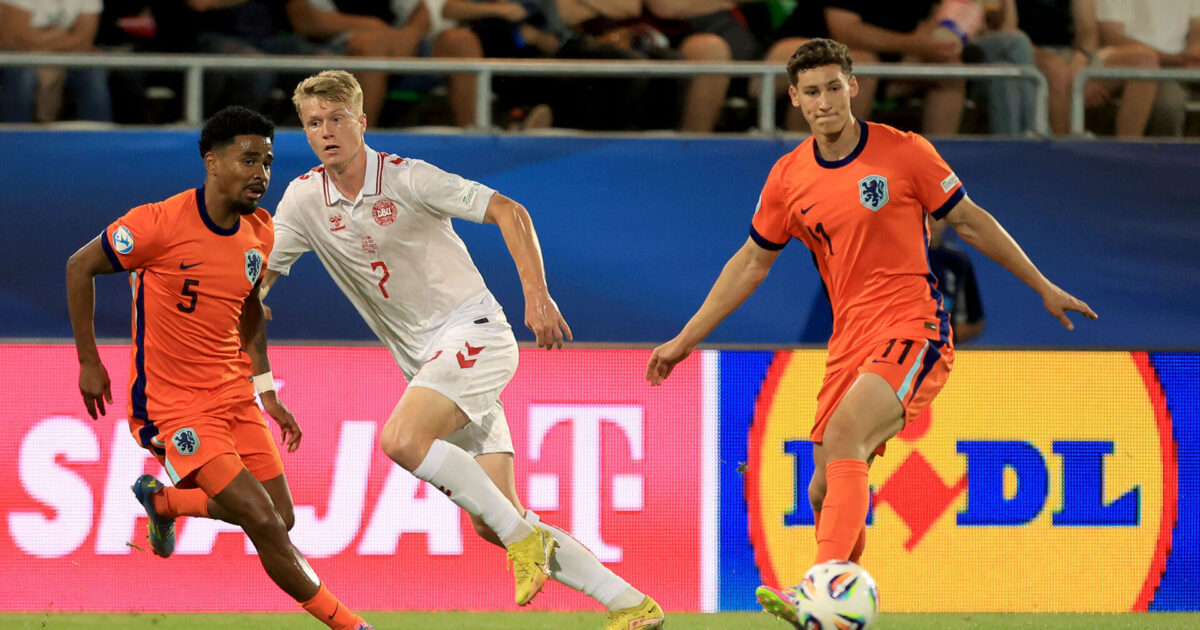 Holland stryger videre med Danmark efter første sejr