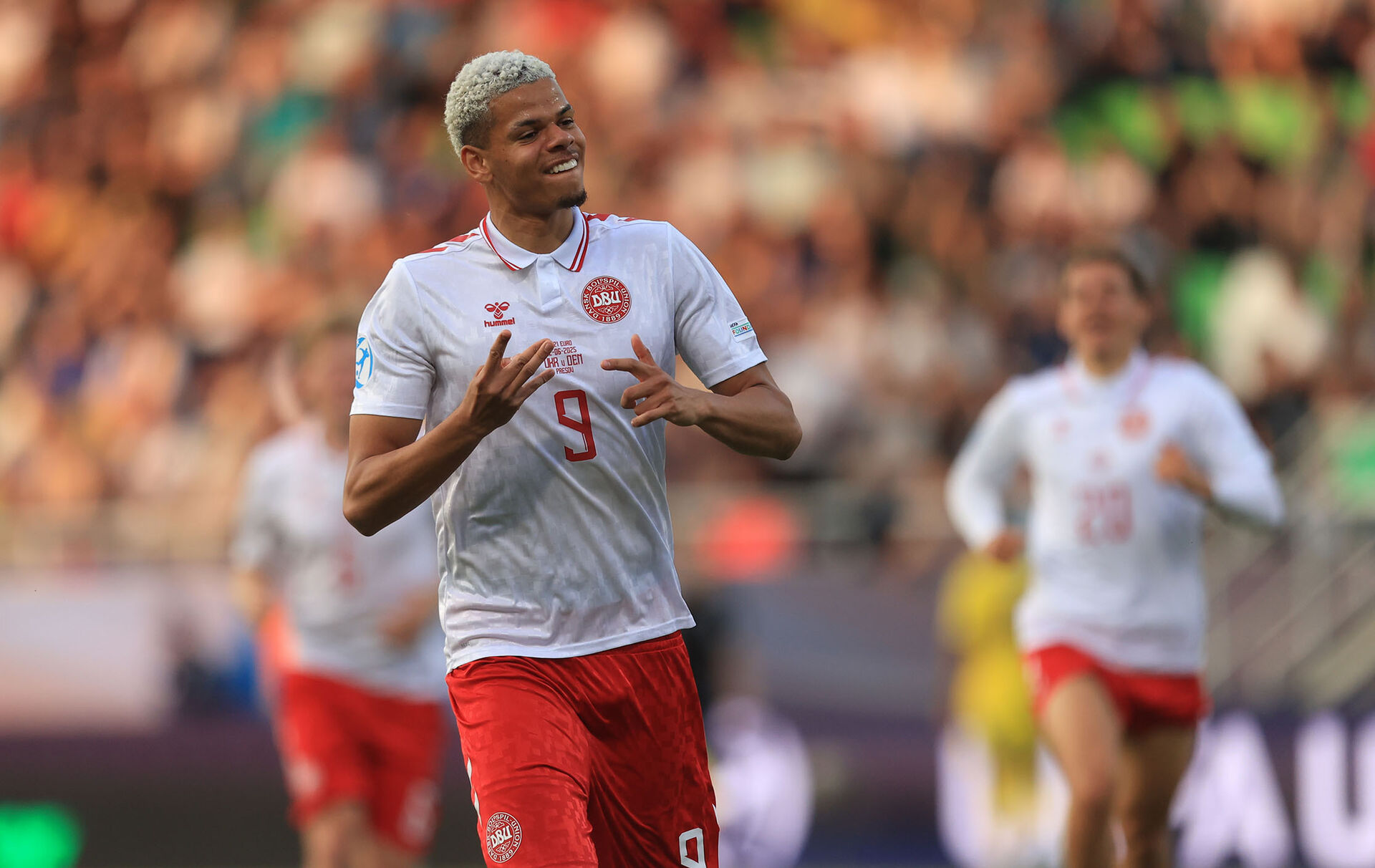 Bischoff og Osula får startplads efter sejren over Ukraine