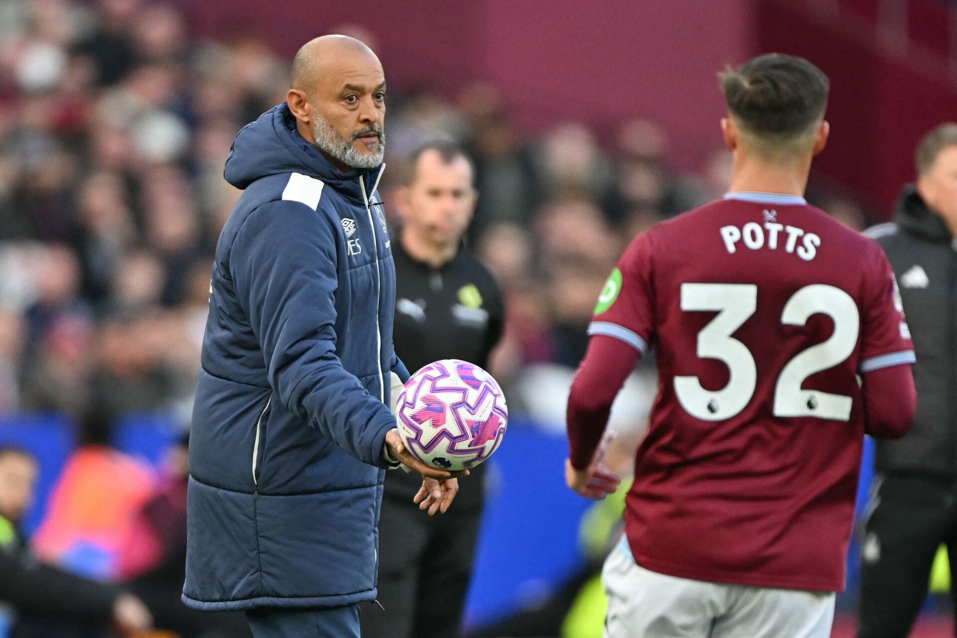 Selvmål giver West Ham første sejr under Nuno Espírito Santo