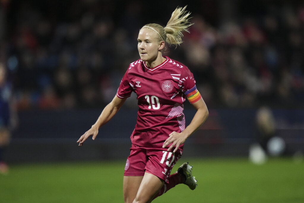 Pernille Harder er årets spiller for niende gang